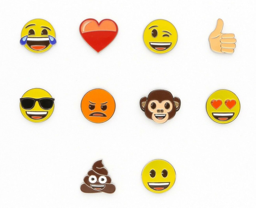 EMOJI Pin Badge - 10 Designs - Officially Licensed - Smiley, Sad, Heart ...