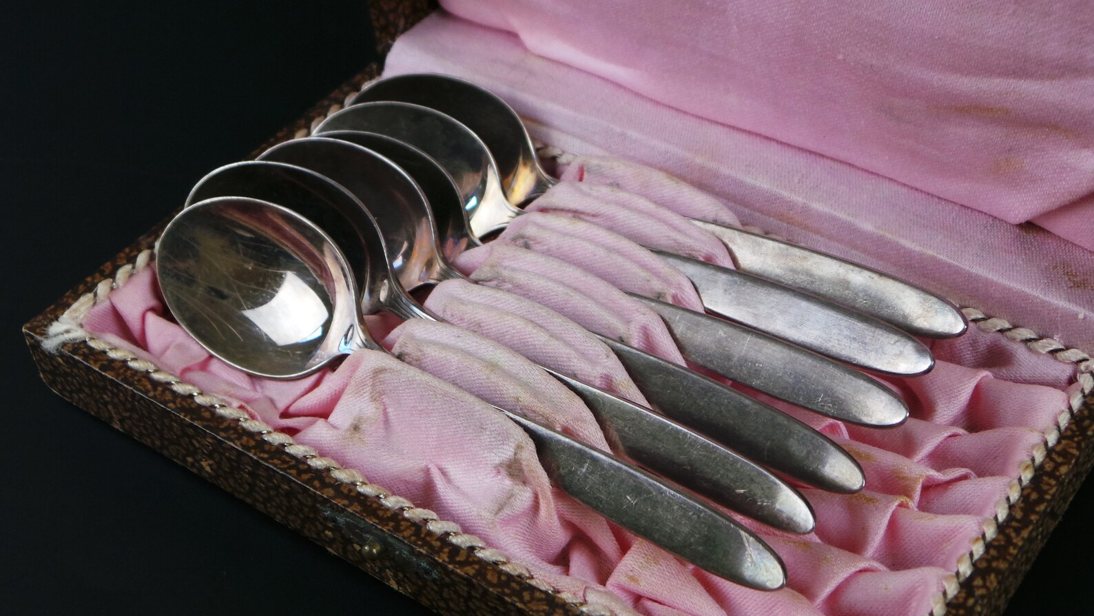 Vintage Boxed Set of Six Silver Plated Tea Spoons Julius Dieterich ...