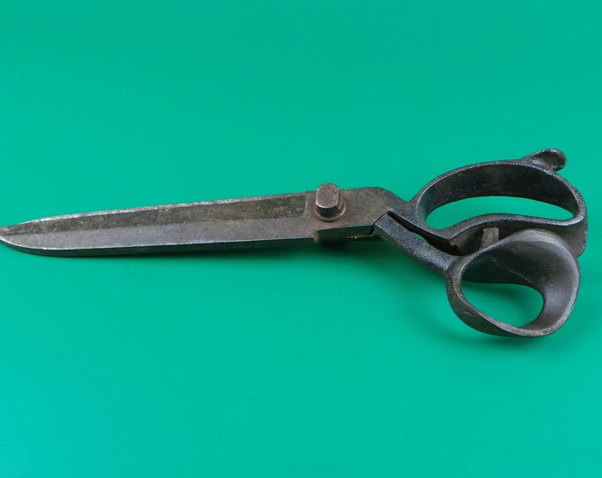 Vintage Steel Scissors Vintage Tailor Scissors Collectable Dressmaker ...