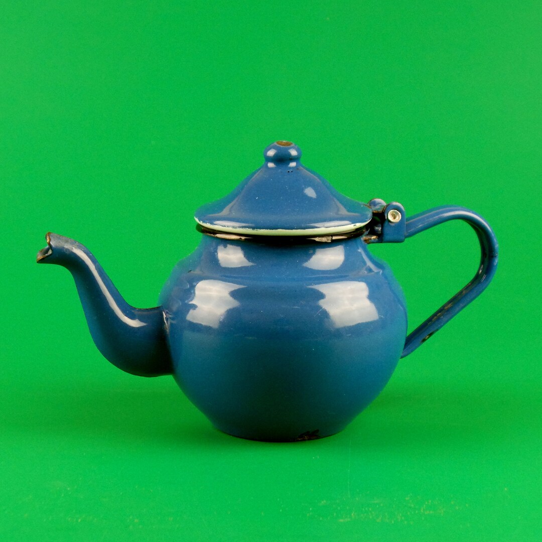 Vintage Little Blue Enamel Teapot Vintage Blue Kettle Retro Kitchen ...