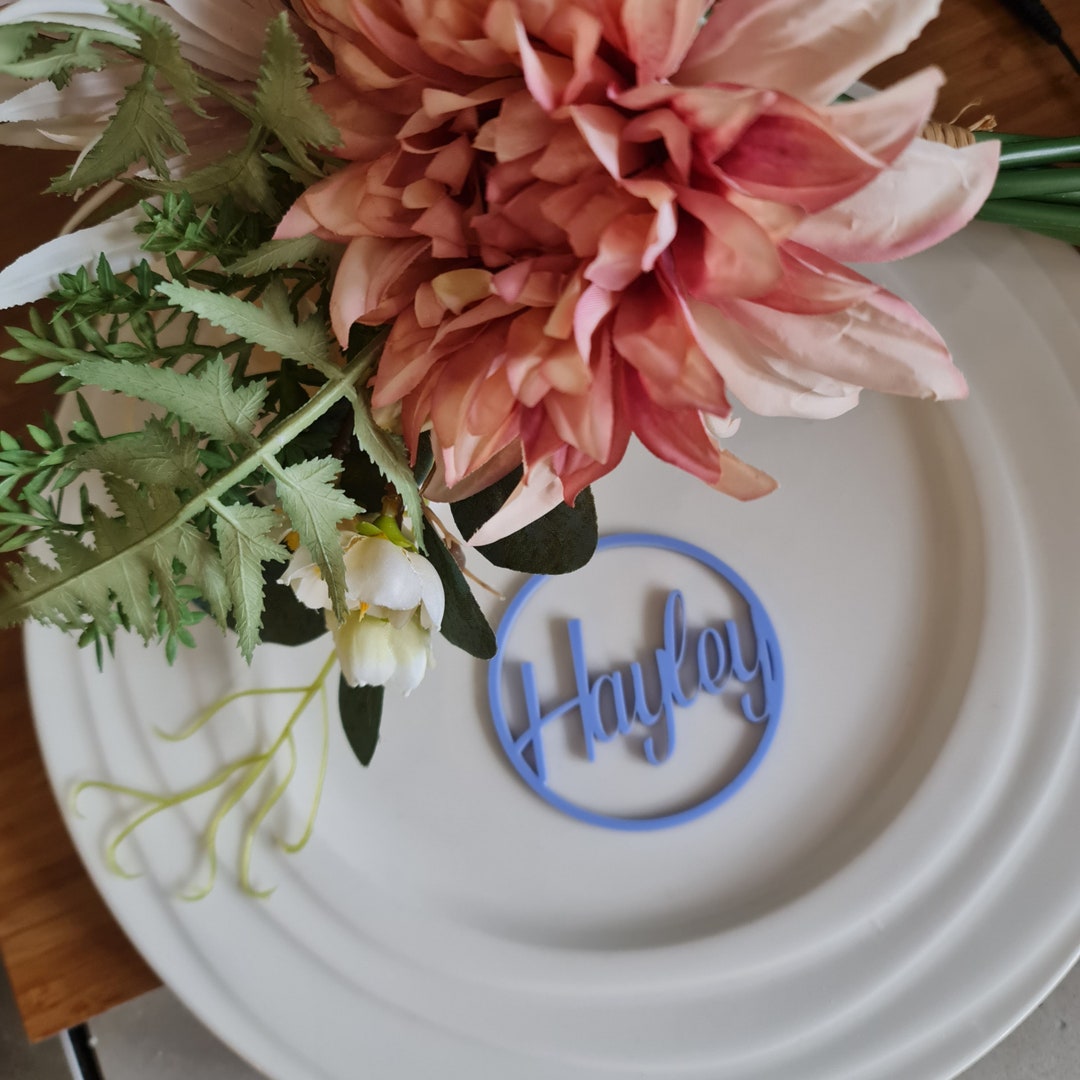Place Seating Cards | Personalised Acrylic | Round Plaques | Place ...