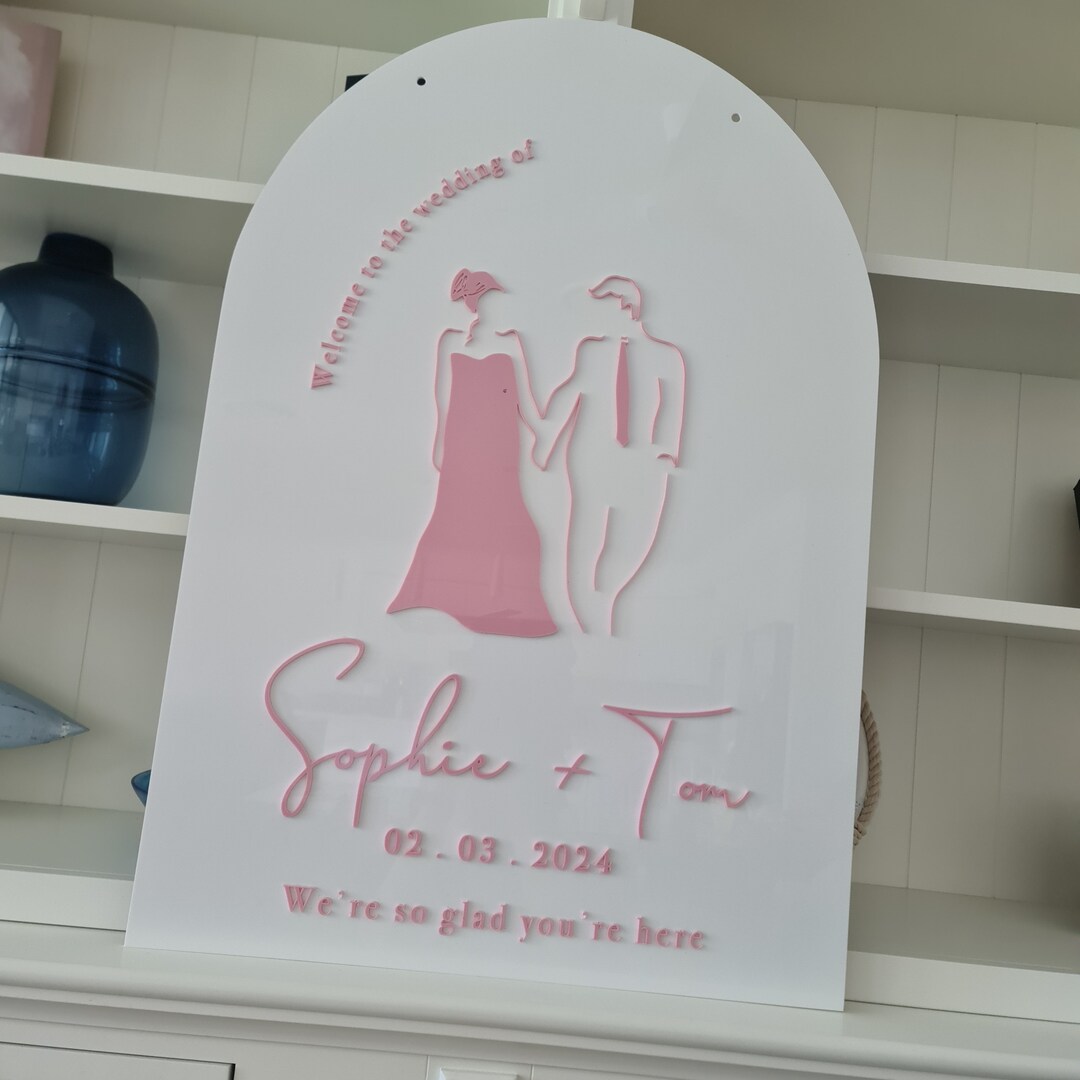 Wedding Welcome Sign Guest Signage Acrylic Welcome Sign Mr & Mrs Sign ...