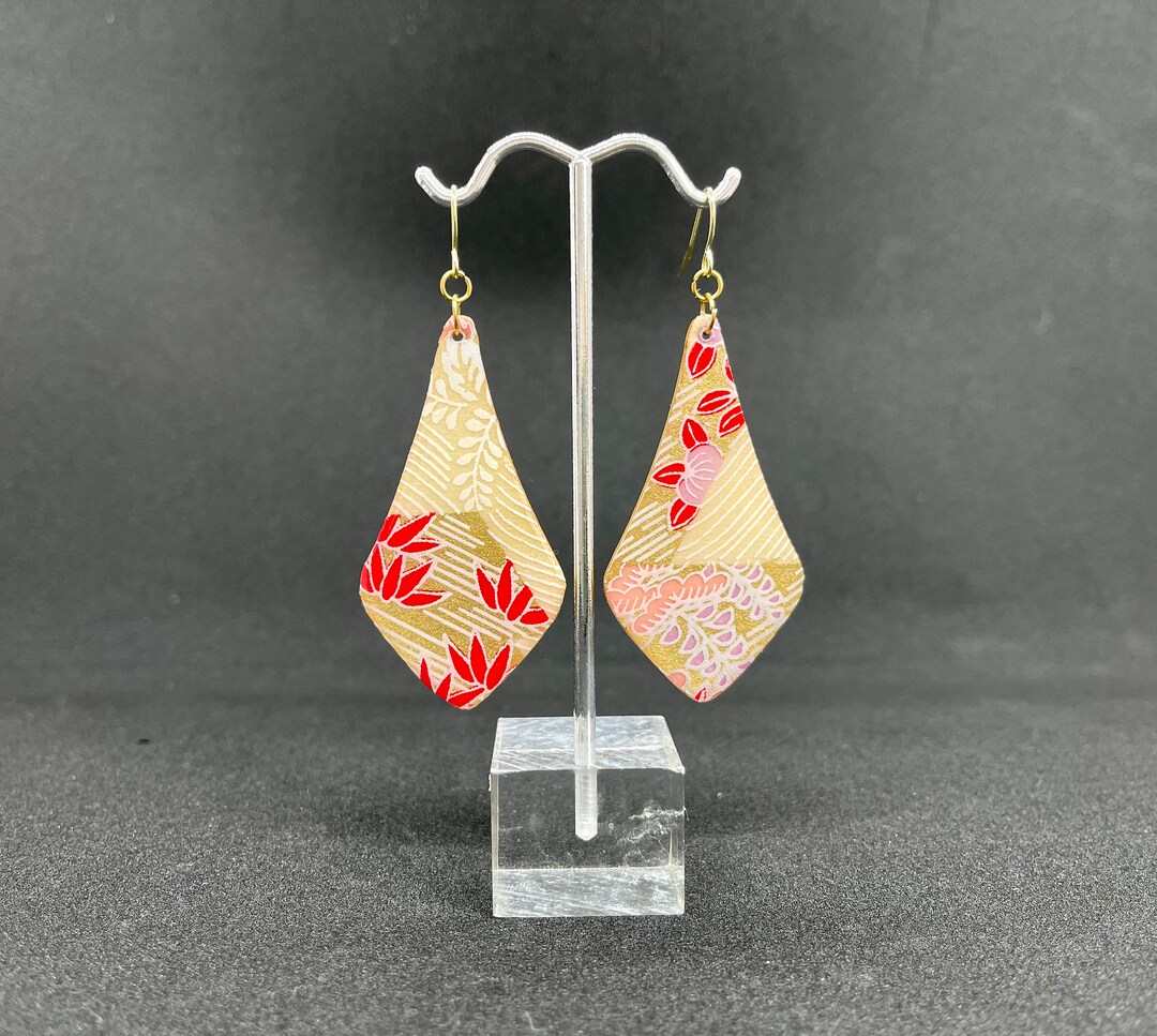 30% off SALE 凧 ベージュの和柄 -large Kite Shape Beige Wagara Japanese Washi ...