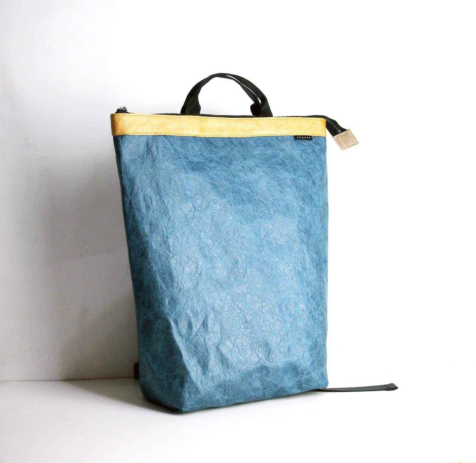 Tyvek® 2 Way Convertible (2 in 1) Backpack Handbag Tote Bag BLUE BROWN ...