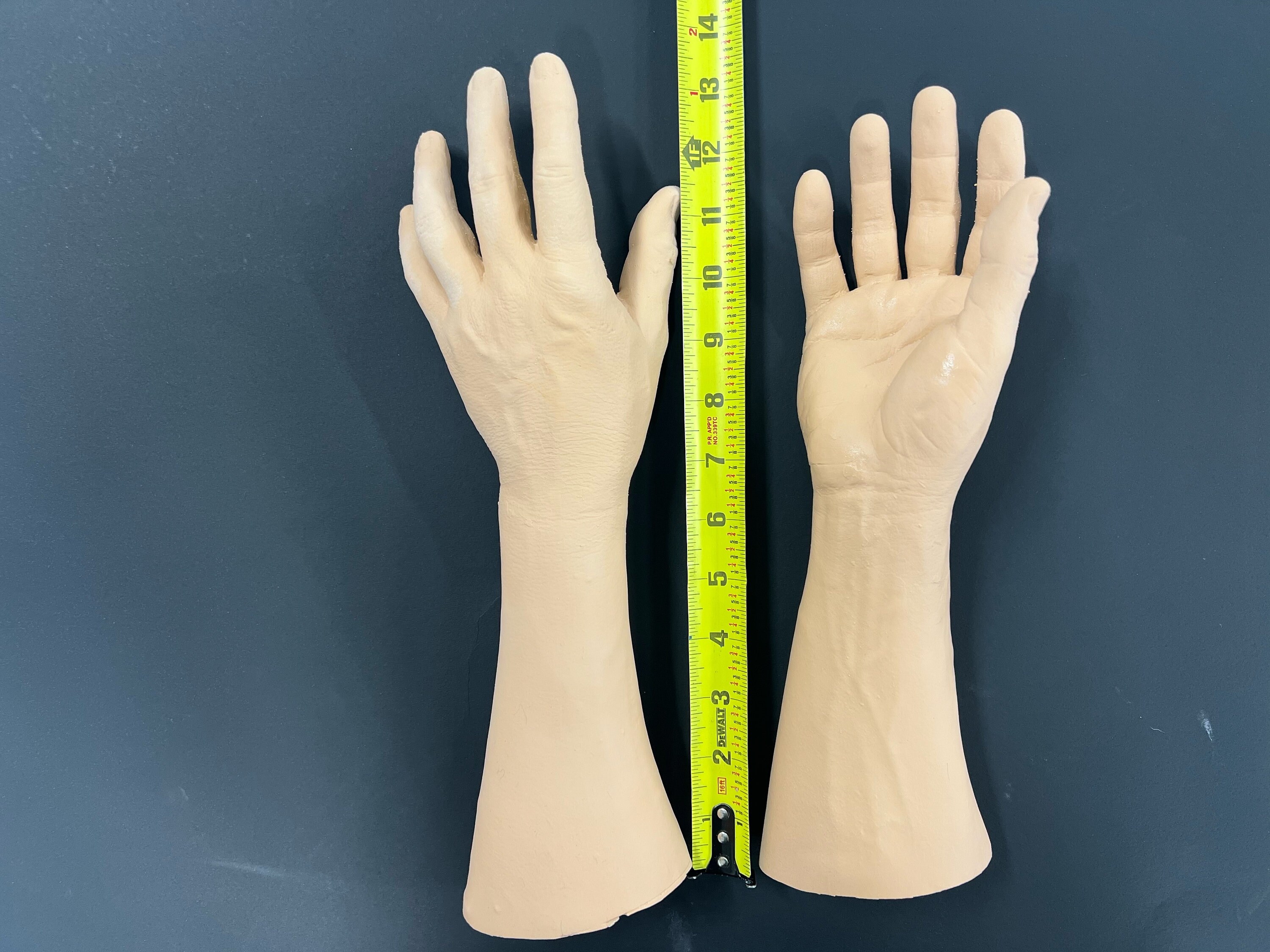 Prop Hands Fake Hands WOMAN/MEDIUM Latex - Unpainted - Add for Foam ...