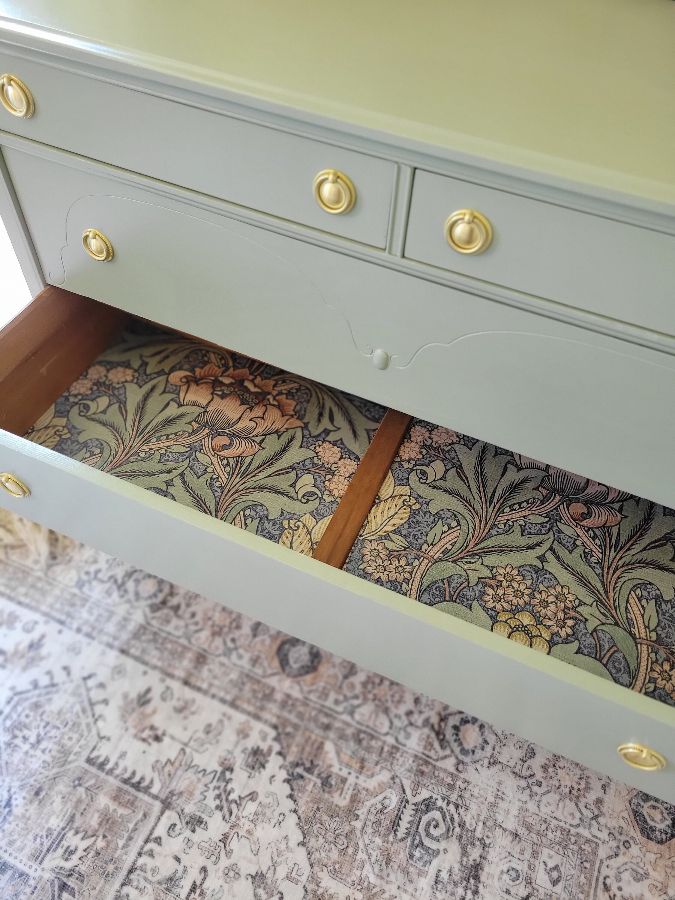 Sold Do NOT Purchase Sage Green Vintage 4-drawer Dresser / Chest of ...