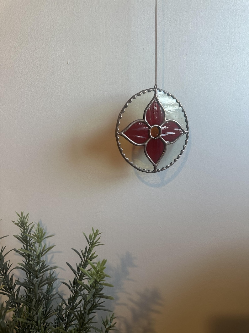 Stained Glass Art Deco Flower Suncatcher- Wuthering Heights - Etsy ...
