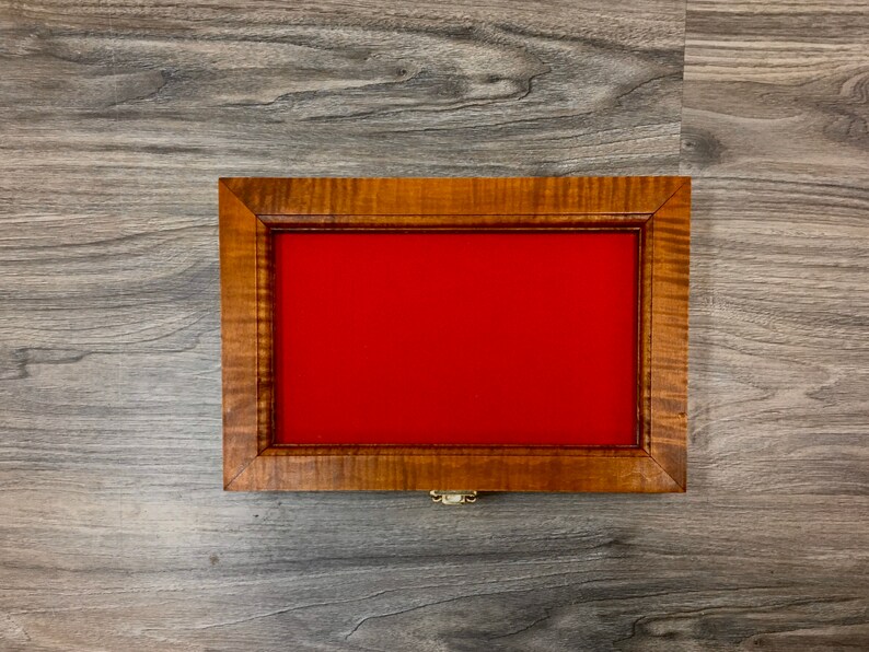 Curly Maple Display Case 8 X 12 X 2 - Etsy