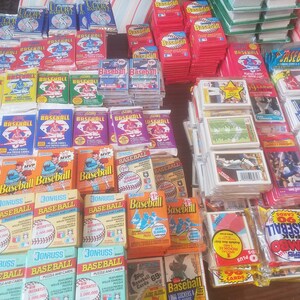 Old Baseball Cards Unopened Packs From Wax Box - Vintage 100 Card Lot
