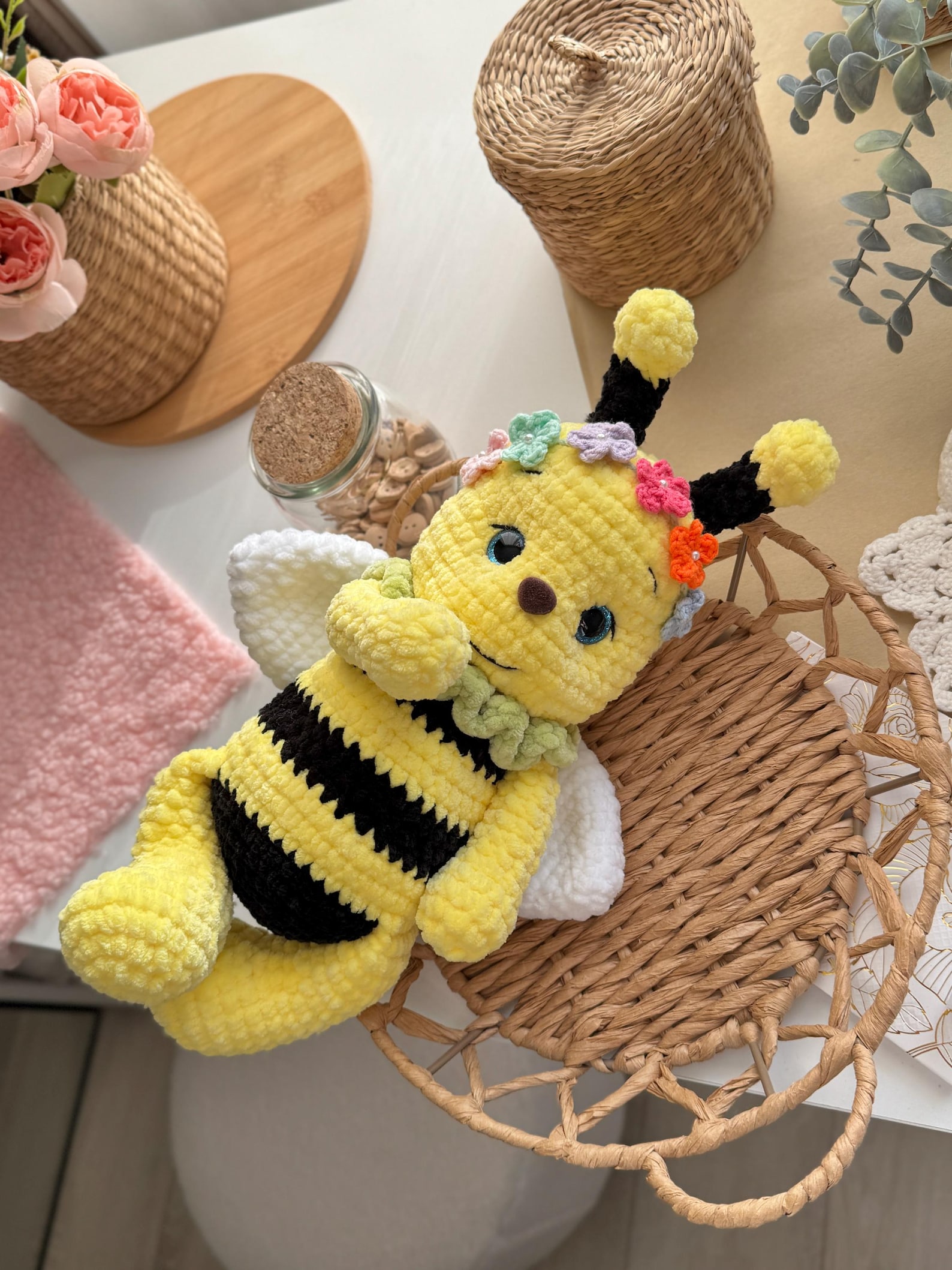 Crochet Pattern Bee in English/pdf, Amigurumi Be Pattern, Bumblebee ...