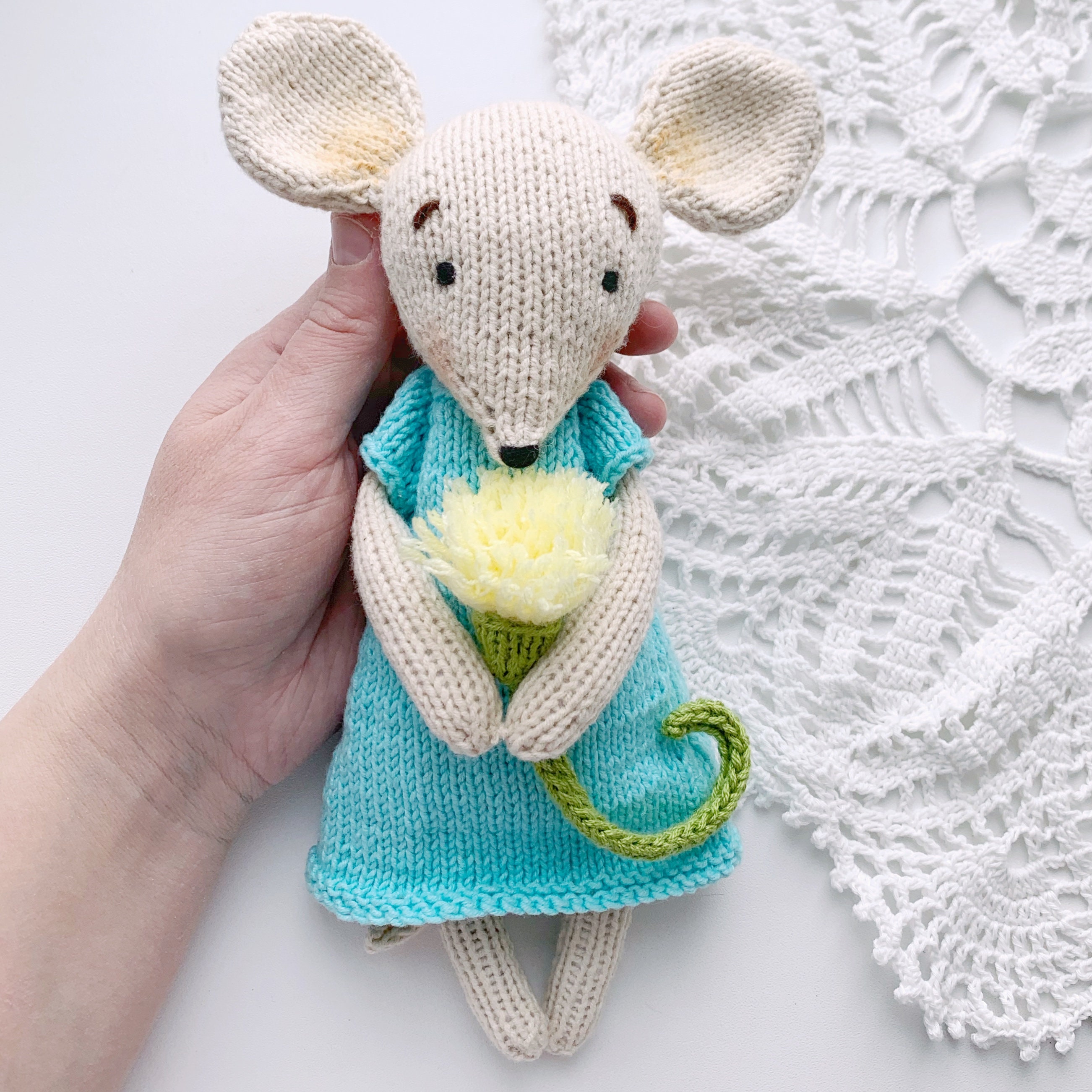Mouse Knitting Pattern PDF, Mouse With Dandelion, Flat Knitting on Two ...