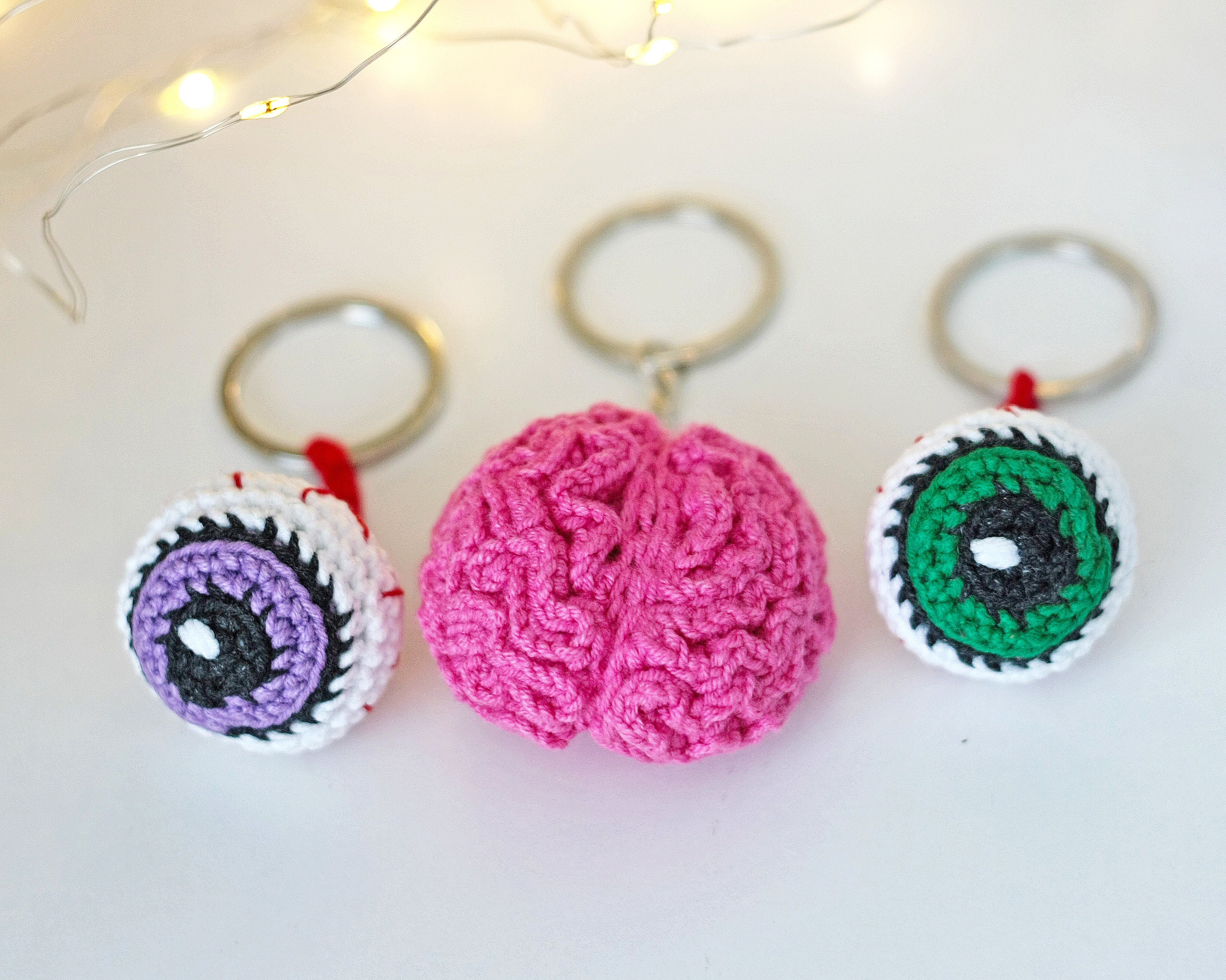 Halloween Crochet Keychain Eyeball and Brains Pattern - Amigurumi ...