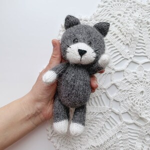 Little Cat Knitted Pattern, Knitting Soft Toy, DIY Stuffed Animal ...