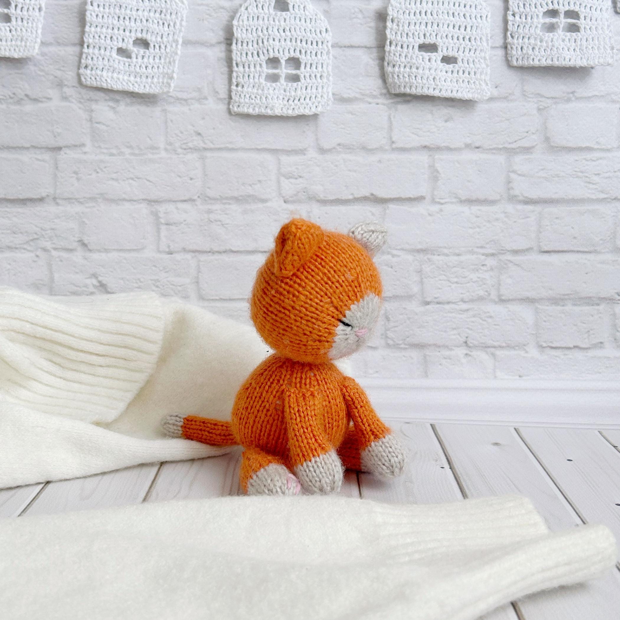 Sleeping Kitten Knitting Pattern, Birthday Gift, Little Ginger Cat, DIY ...