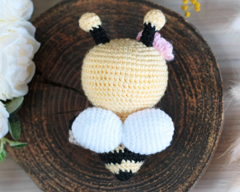 Mini Crochet Bee Pattern Cute Amigurumi Bee Small - Etsy