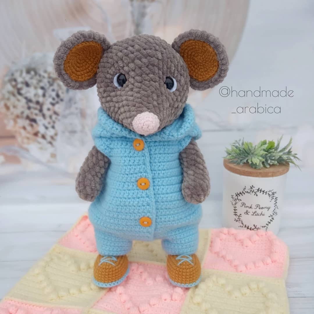 Amigurumi Crochet Pattern Mouse in Overalls Crochet - Etsy