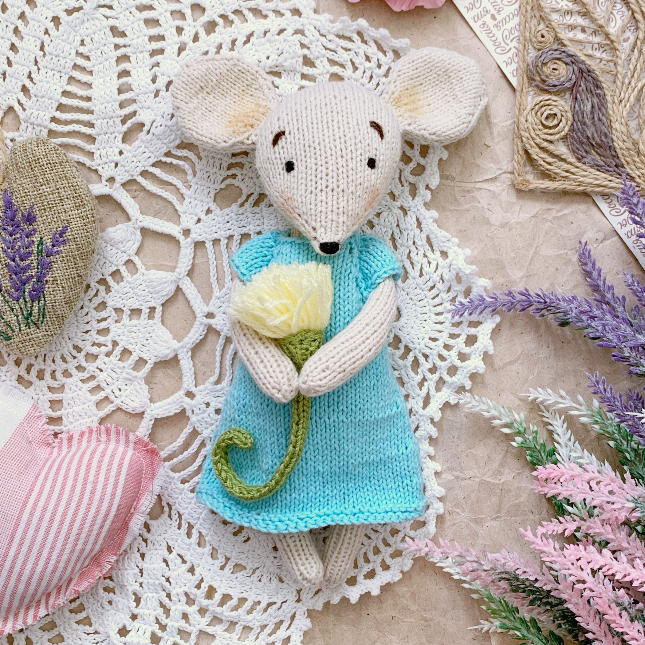 Mouse Knitting Pattern PDF, Mouse With Dandelion, Flat Knitting on Two ...