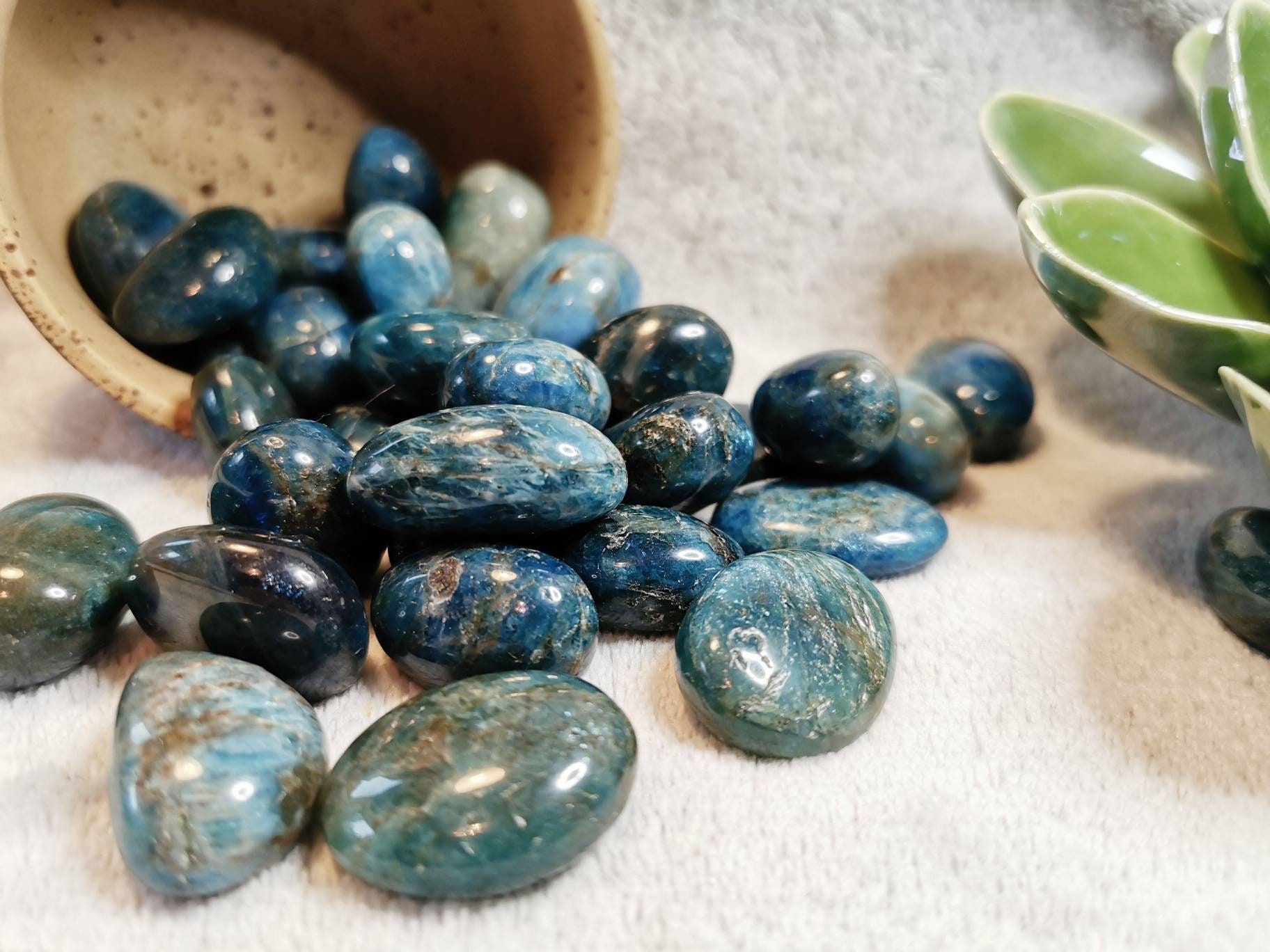 Blue apatite tumble tumbled apatite crystal apatit tumlad | Etsy