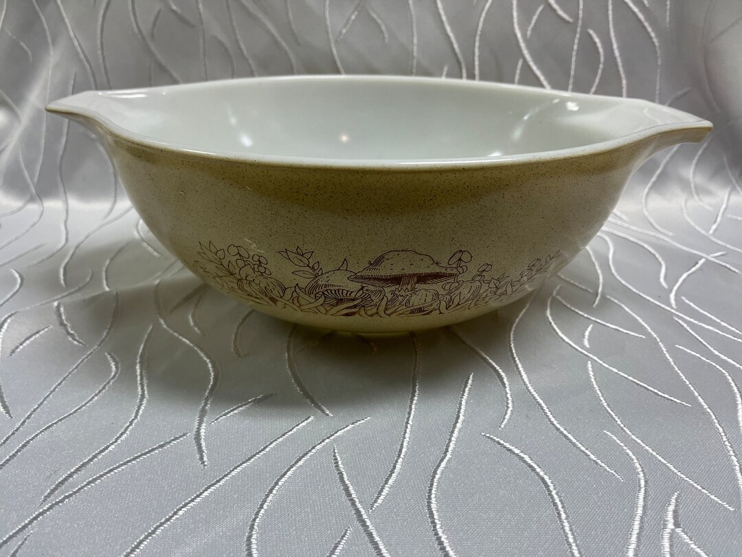 Vintage Pyrex Forest Fancies Cinderella Bowl 444 - Etsy