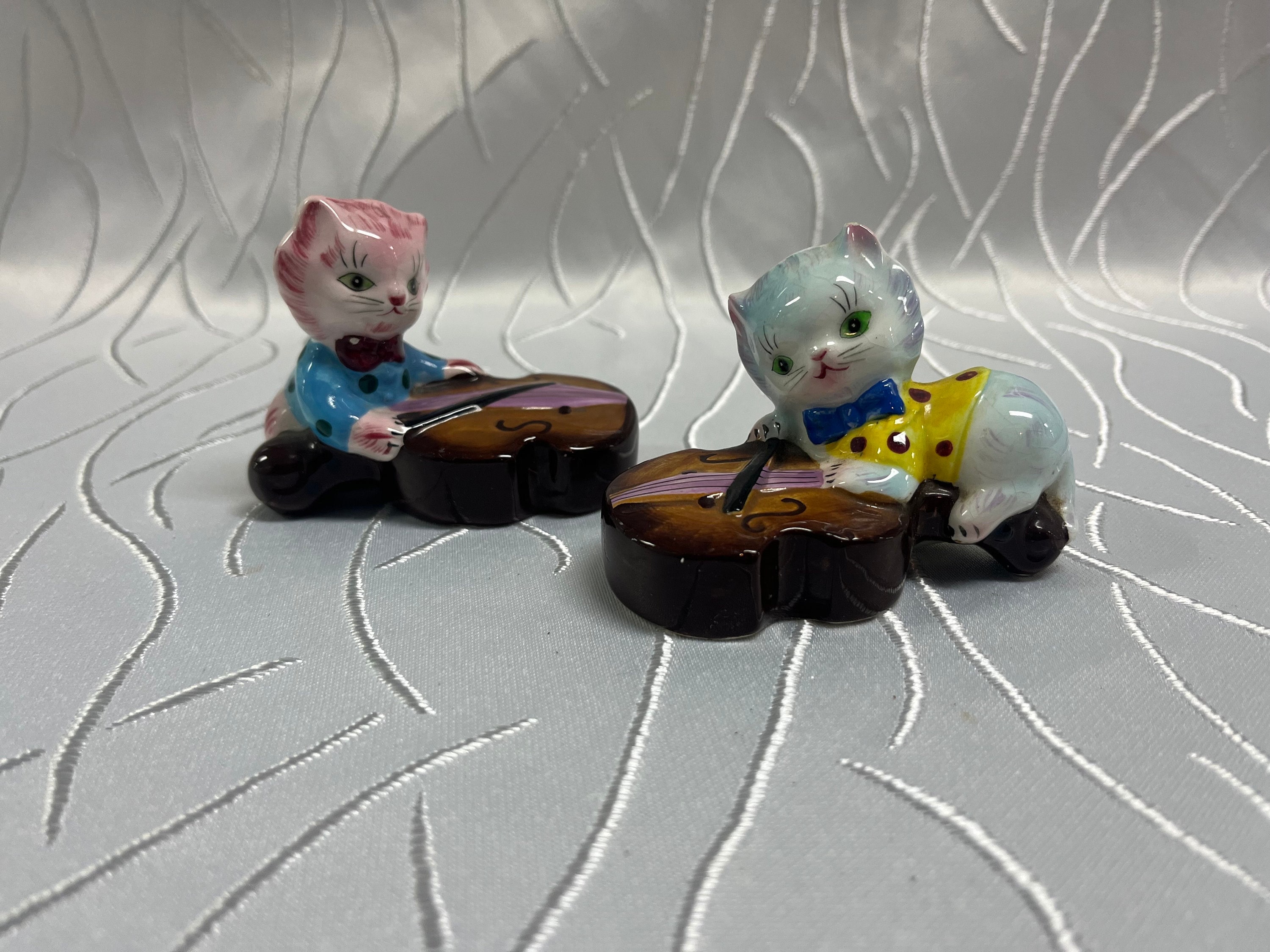 Vintage 1950/60s PY MIYAO Cats on Violin Salt and Pepper Shakers - Etsy