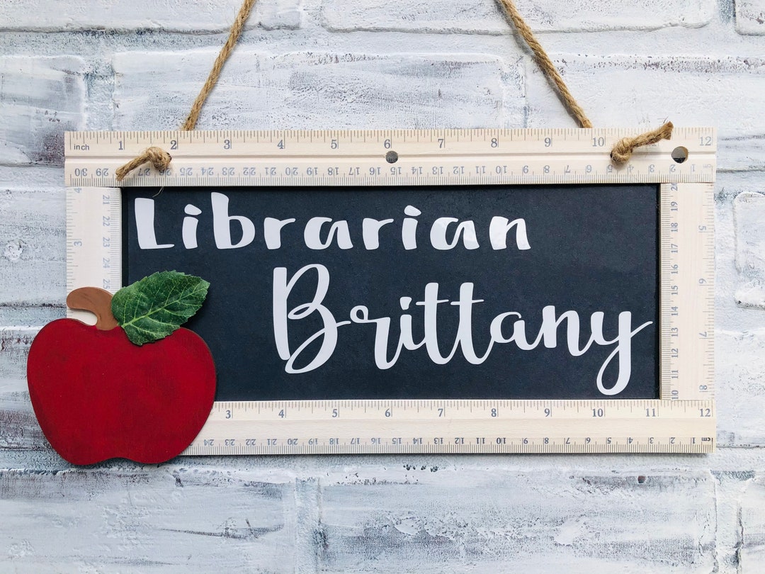 Librarian Sign Chalkboard Sign Teacher Christmas Gift - Etsy