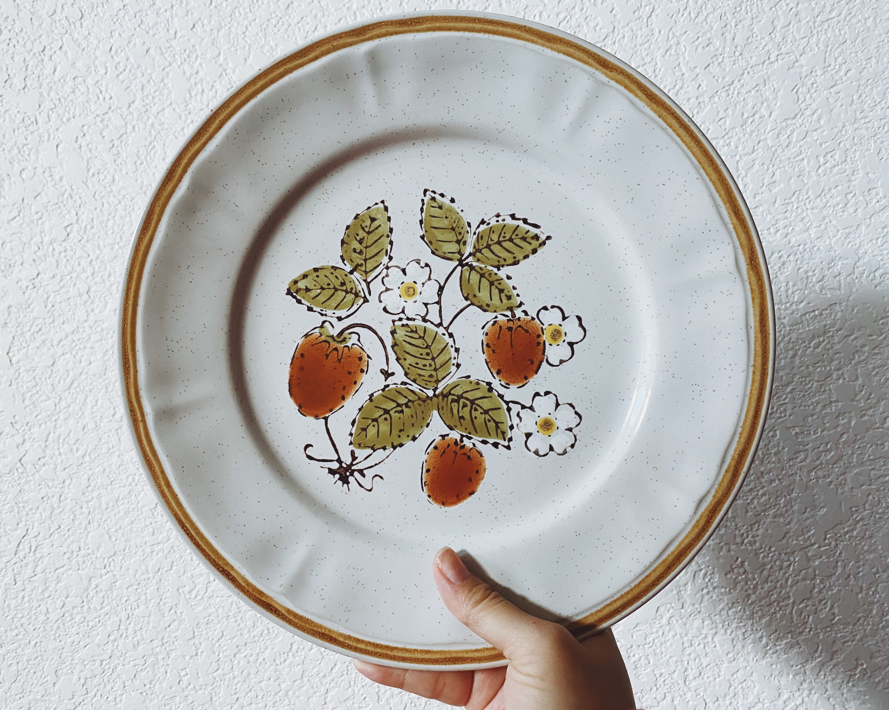 Vintage Speckled Hand Painted Strawberry Stoneware Plate by Americana ...