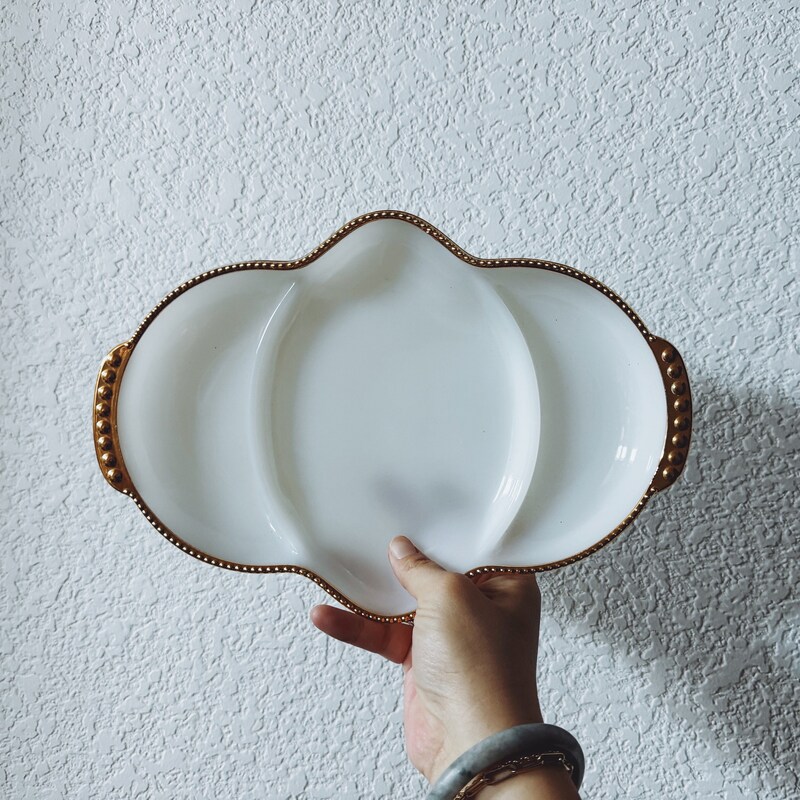 Milk Glass Platter - Etsy