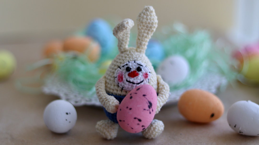 Easy Crochet Pattern Bunny Easter Bunny Simply the Perfect Gift for ...