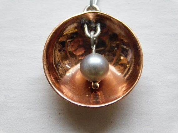 Pearl Reflector 21 | Etsy