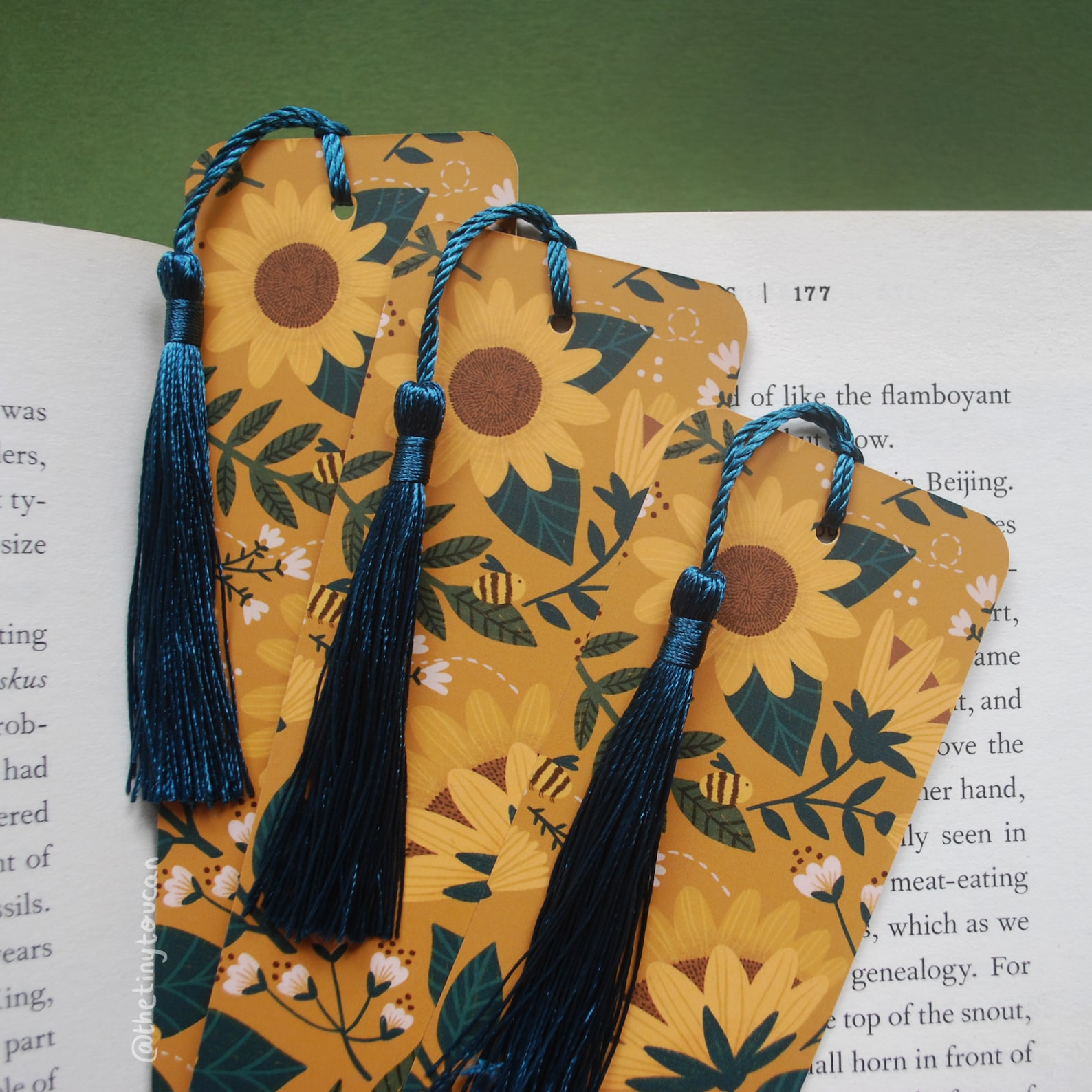 Sunflowers and Bumble Bees Bookmark flowers With or Without - Etsy UK