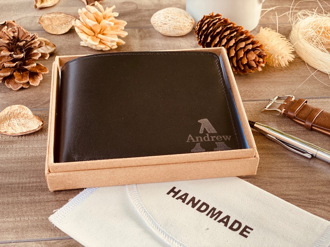 Personalized Men's Leather Wallet for Christmas Engraved Men's Leather ...