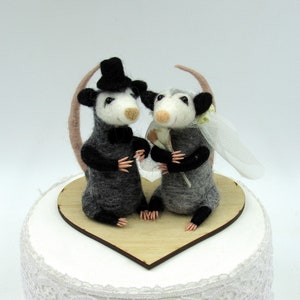 Possum Wedding Cake Topper Opossum Groom and Bride - Etsy