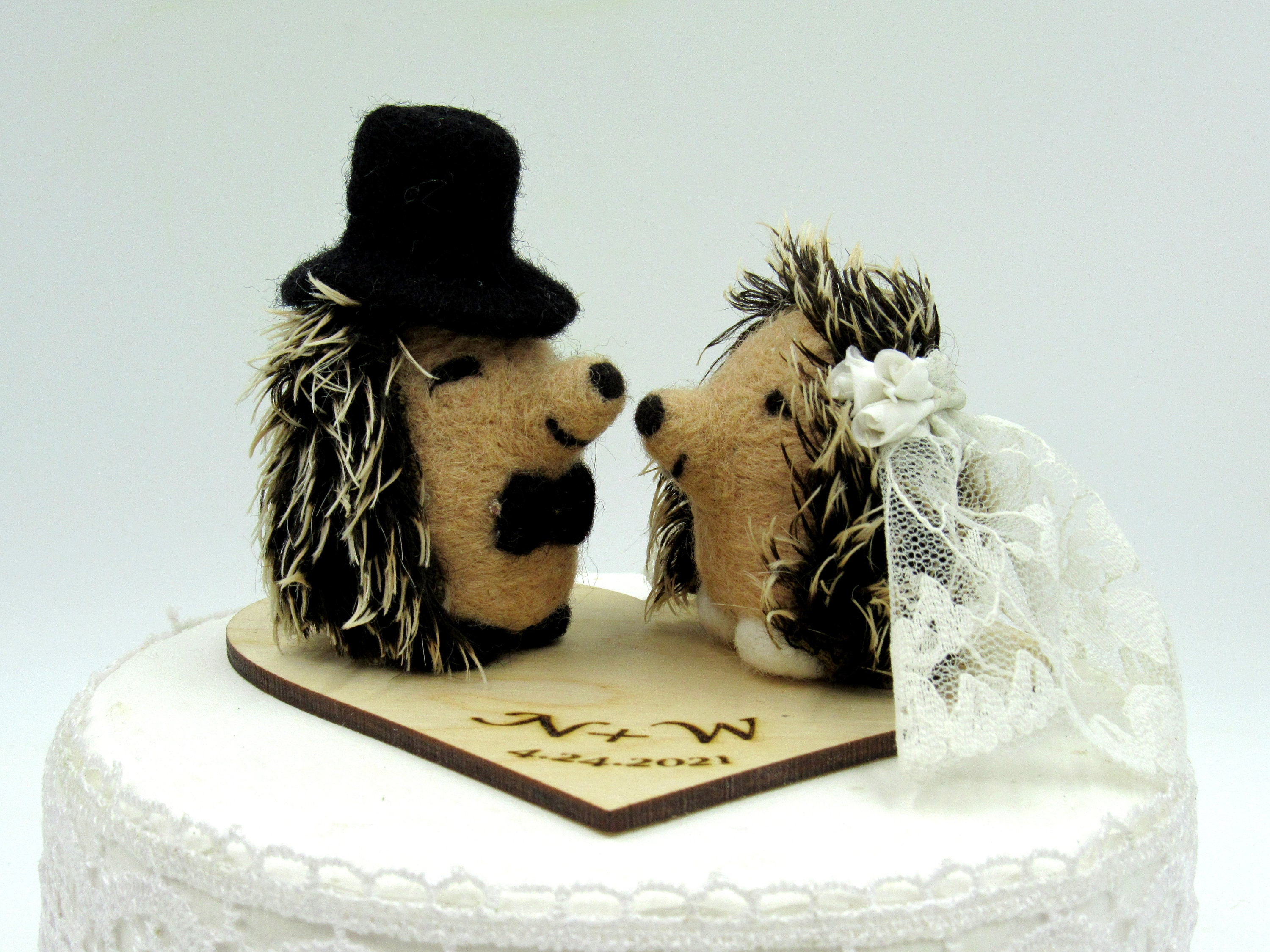 Hedgehog Wedding Cake Topper Woodland Wedding Custom Cake | Etsy