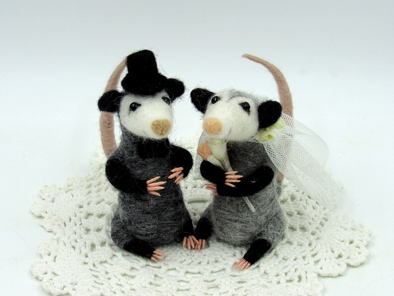 Possum Wedding Cake Topper Opossum Groom and Bride - Etsy