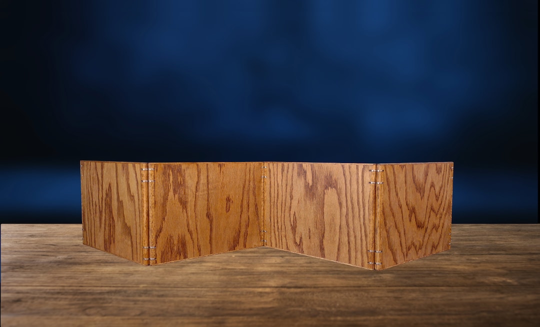 Oak Wood Dungeon Master Screen (landscape Short, Magnetic Game Master ...