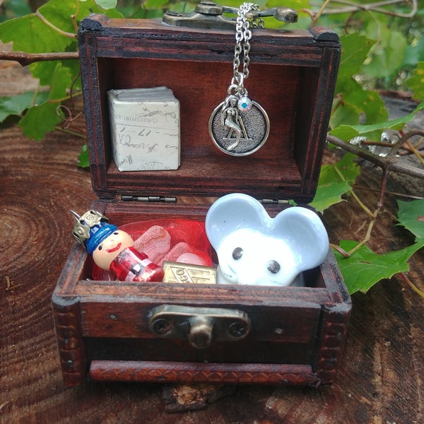 Tiny Treasure Box - Etsy