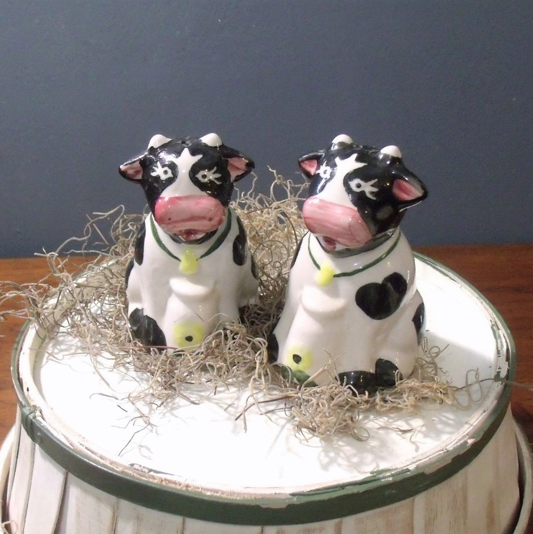 Vintage Holstein Cow Salt and Pepper Shaker Set, Farmhouse Kitchen ...