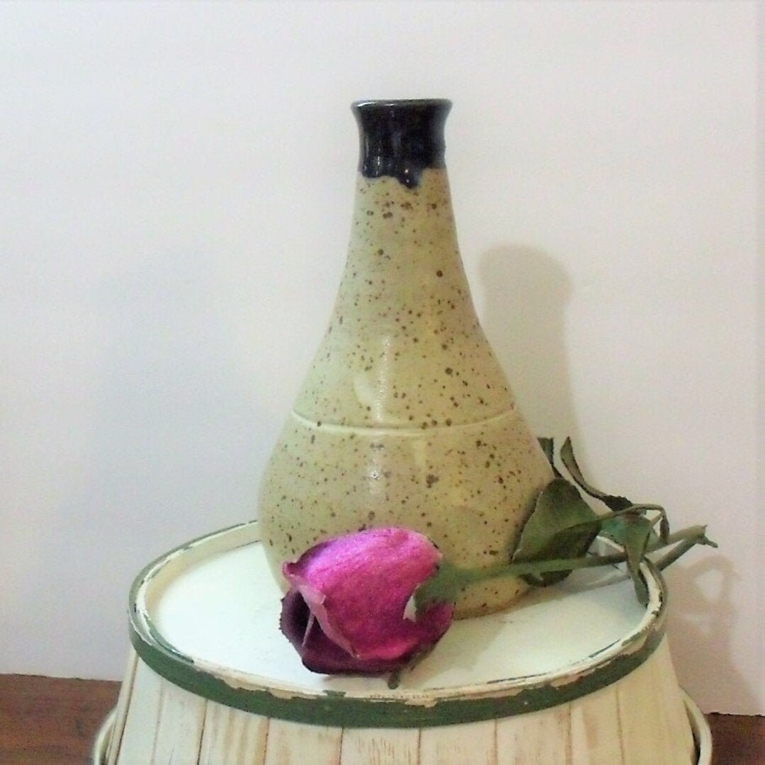 Vintage Handmade Artist Signed Pottery Vase, Speckle Pottery Vase With ...