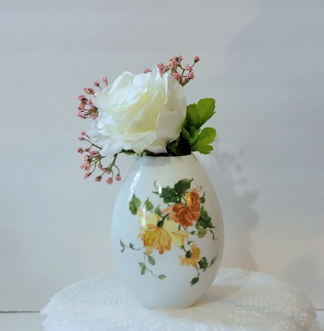 1970s Kaiser Lauriane Vase, Kaiser West Germany Vase, Vintage Porcelain ...