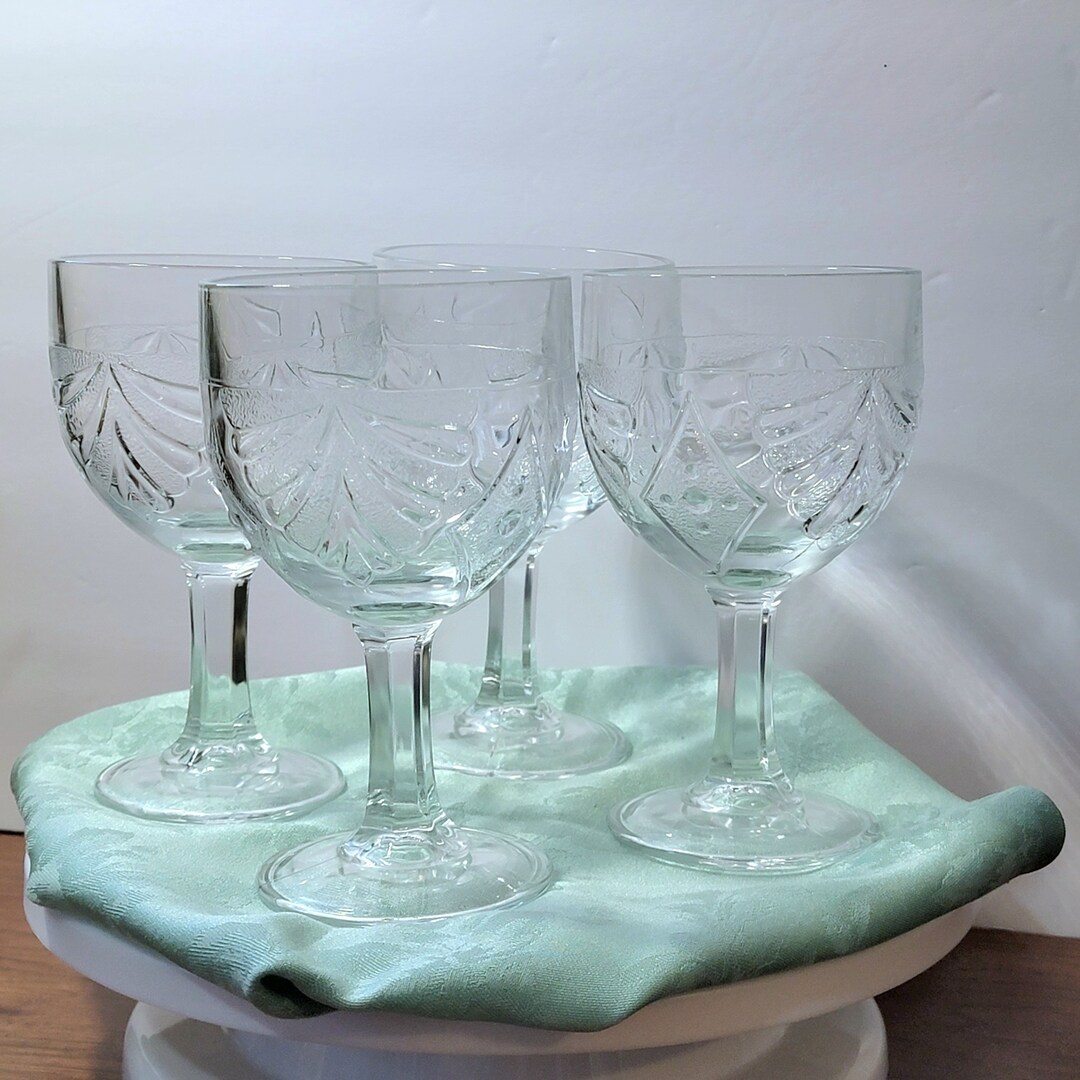 1990s Martha Stewart Fan With Diamond Clear Glasses, 4 Clear Water/wine ...