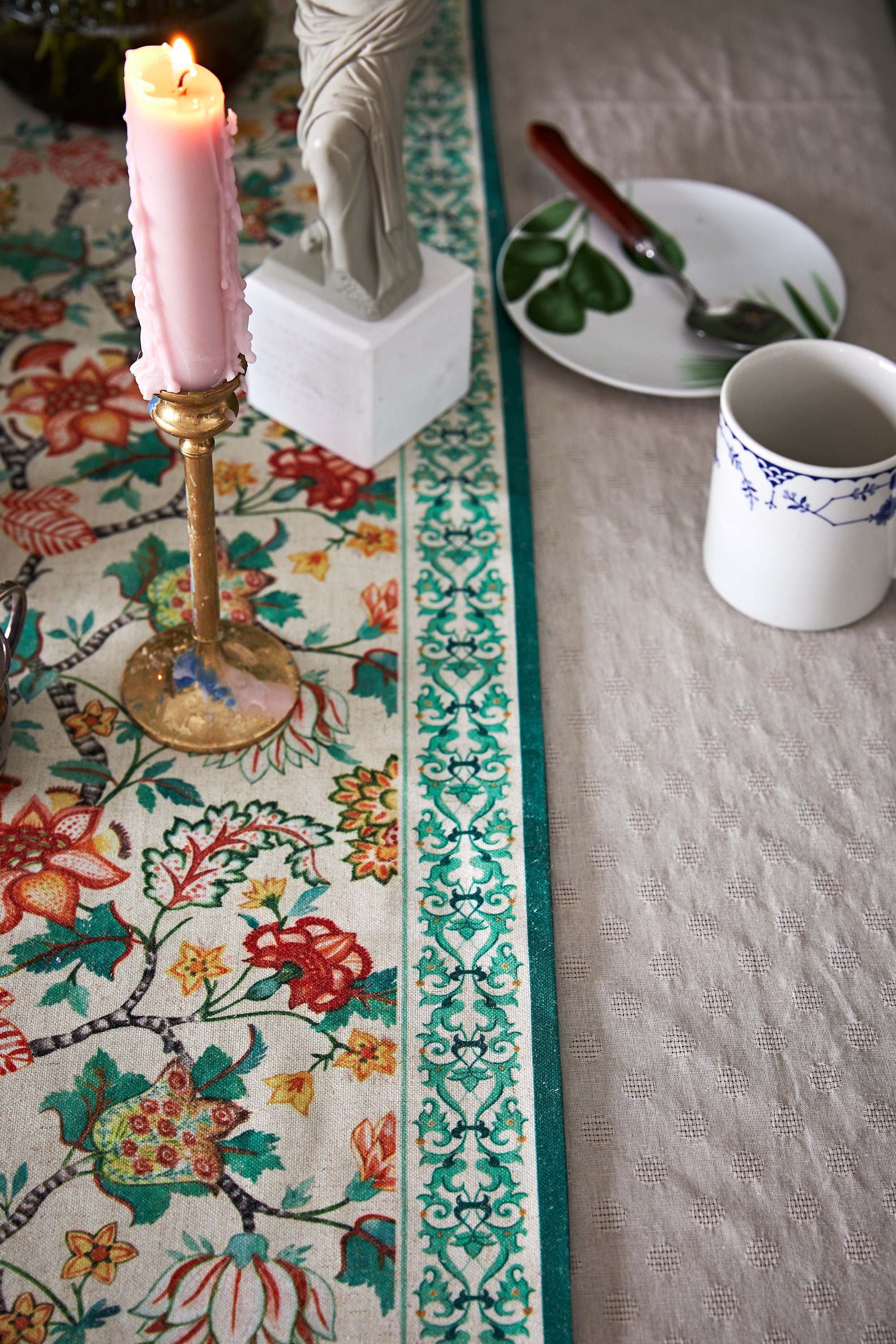 Linen Table Runner With Printed Climbing Flowers Right for - Etsy