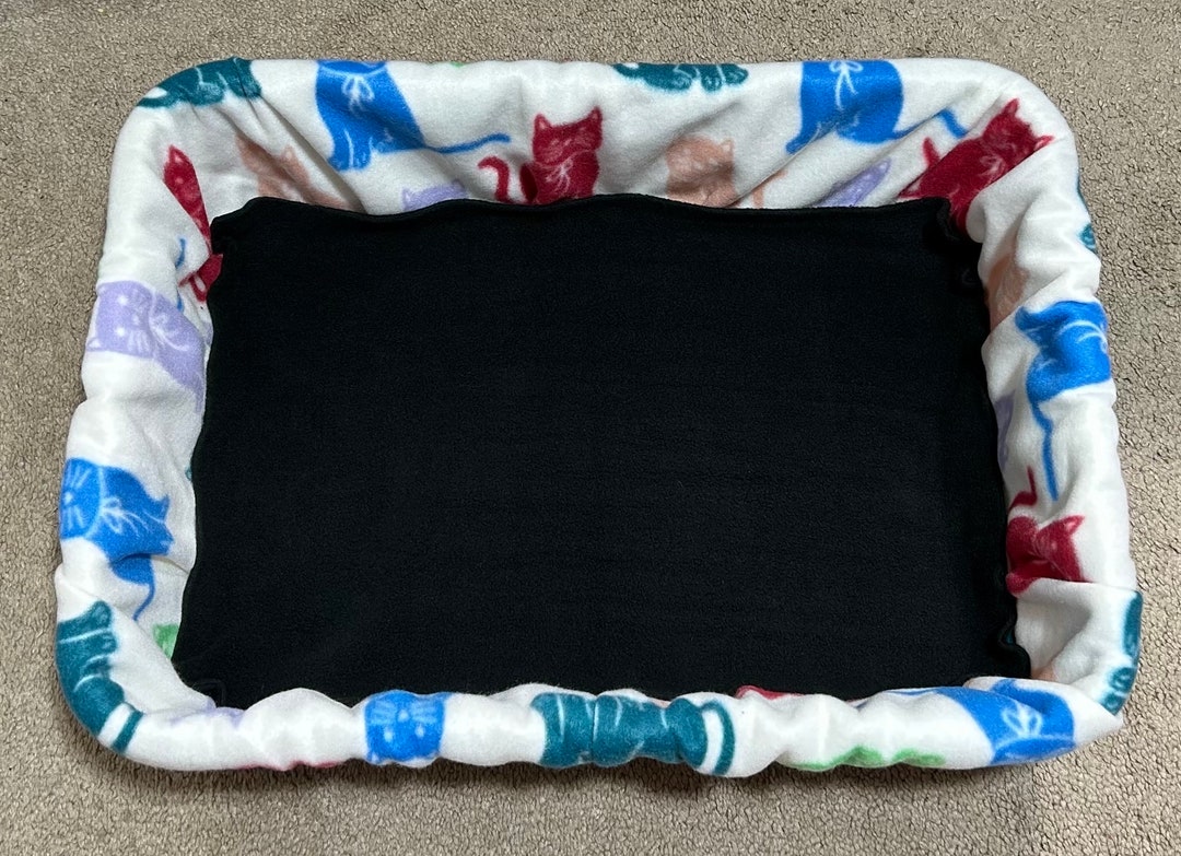 Tiny Dog Whelping Box Cover Liner for Litters Puppies Kittens - Multi ...