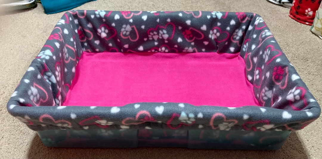 Tiny Dog Whelping Box Cover Liner for Litters Puppies Kittens - Pink ...