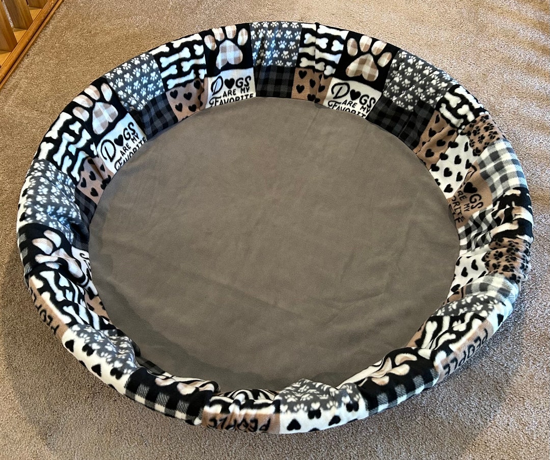 SHIPS FREE! SMALL Fleece Whelping Pool Cover - Dogs, Hearts, Paw Prints ...