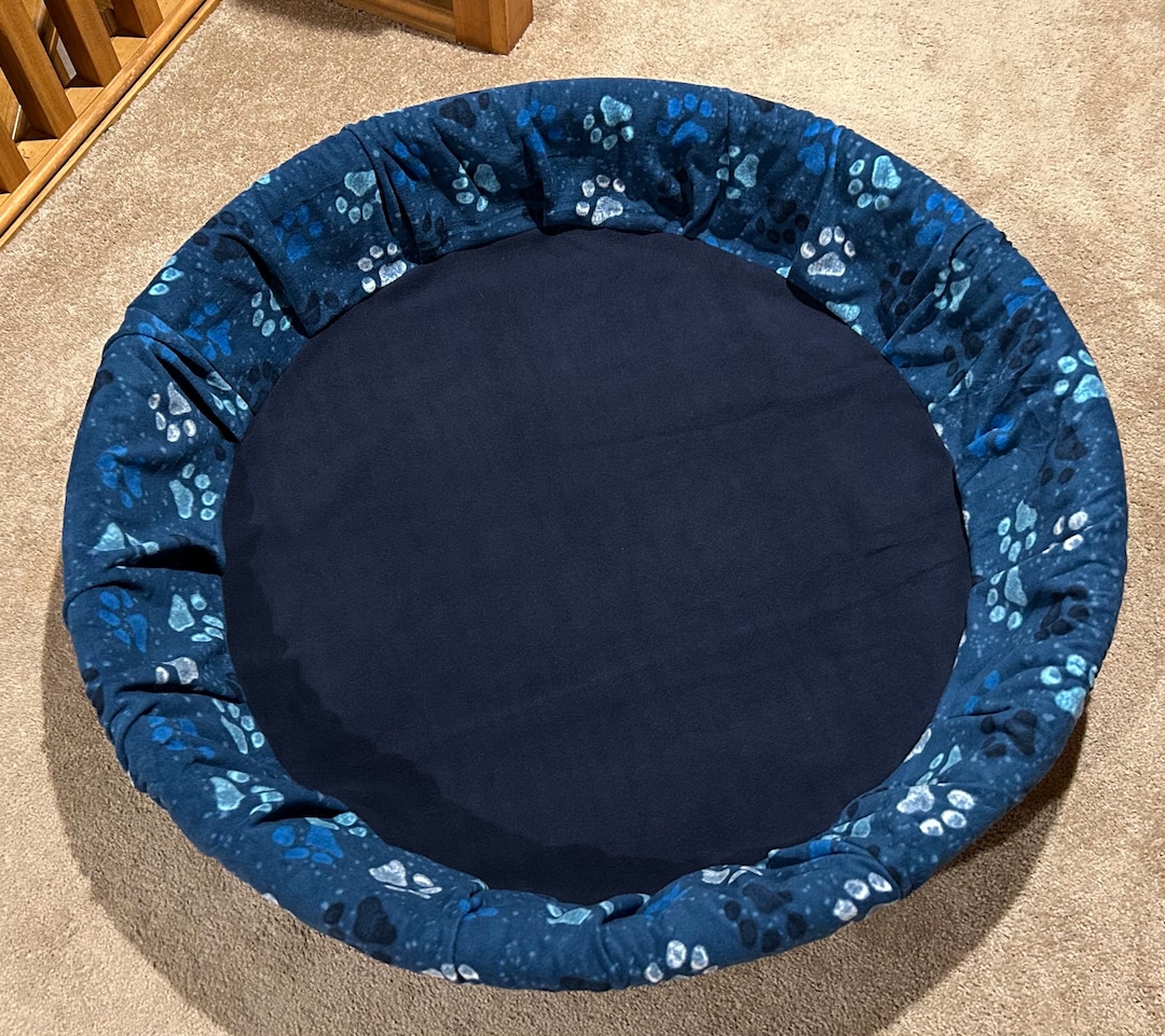 SHIPS FREE! MEDIUM Fleece Whelping Pool Cover Liner - Paw Prints on ...