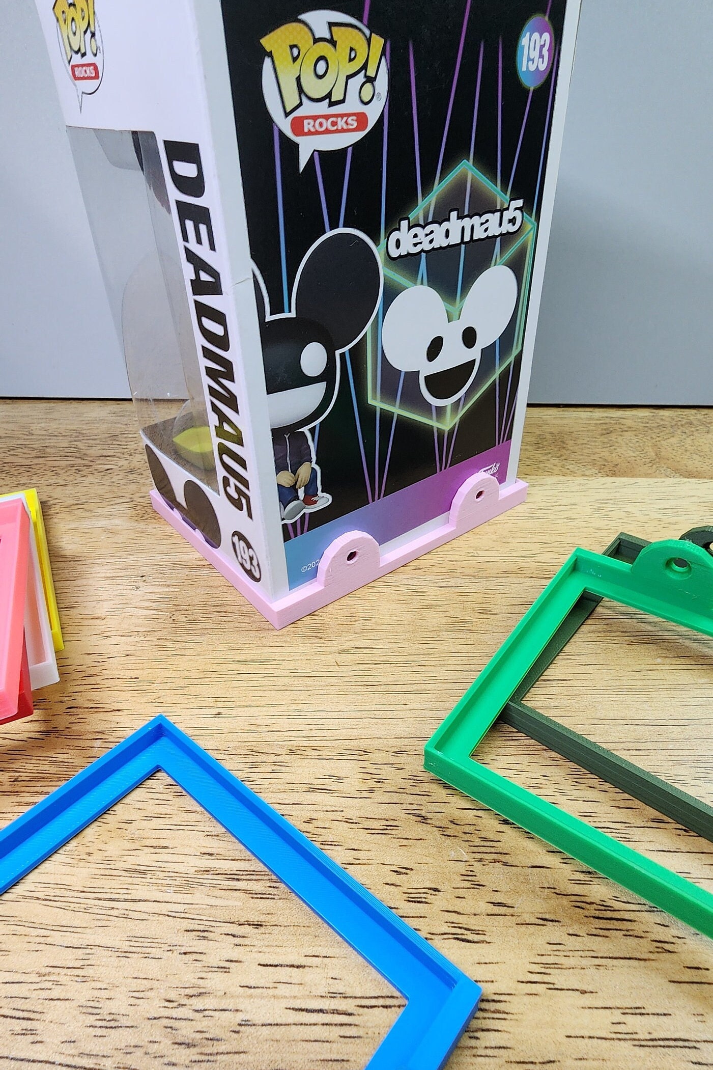 Custom 3D Printed Funko Pop Vinyl Wall Display Stand In-box Holder for ...