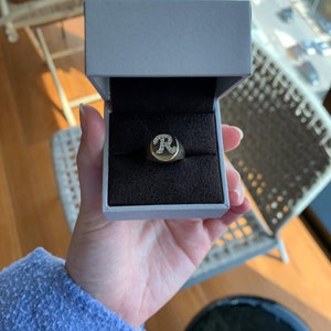 R Letter Ring Dainty Oval Signet Ring Made of 14k Gold Solid - Etsy