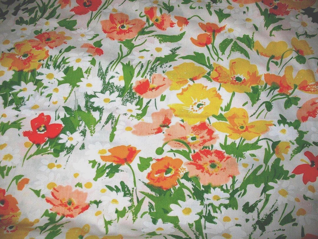 Vintage Twin Sheet 1970's Poppies & Daisies Bright Colors Textile ...