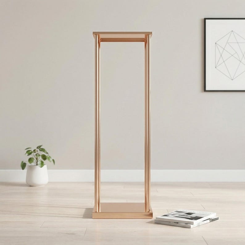 Heavy Duty Harlow French Gold Metal Flower Stand French Gold Geometric ...