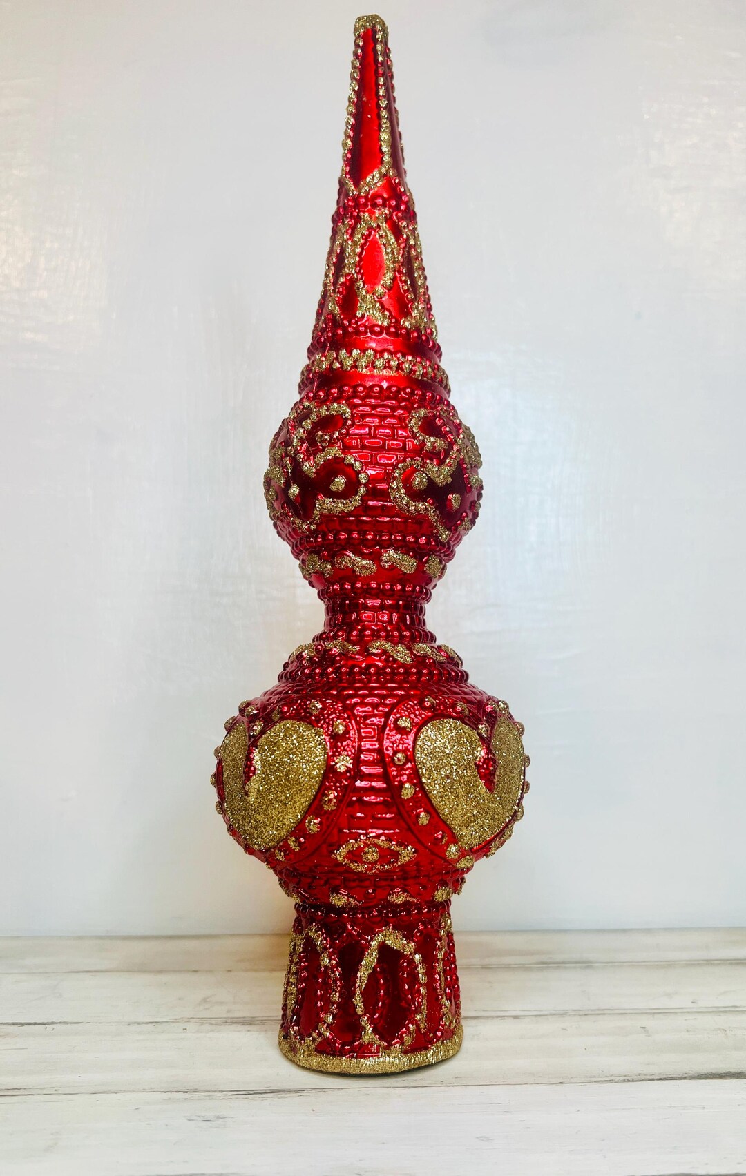 Vintage Christmas Beautiful Glittery Red and Gold Tiered Finial Topper ...